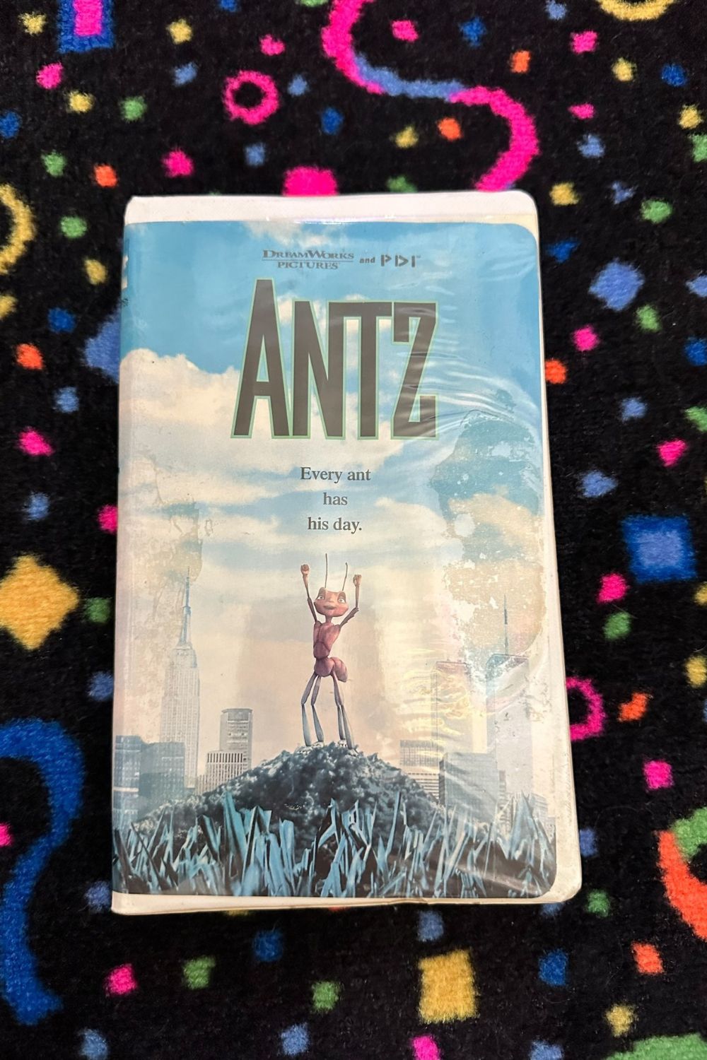 ANTZ VHS* – Nostalchicks